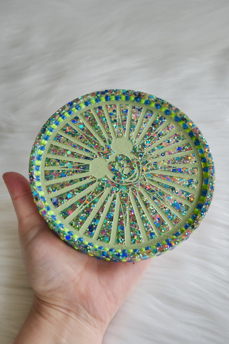 Magic Trinket Tray – Young Anatomy